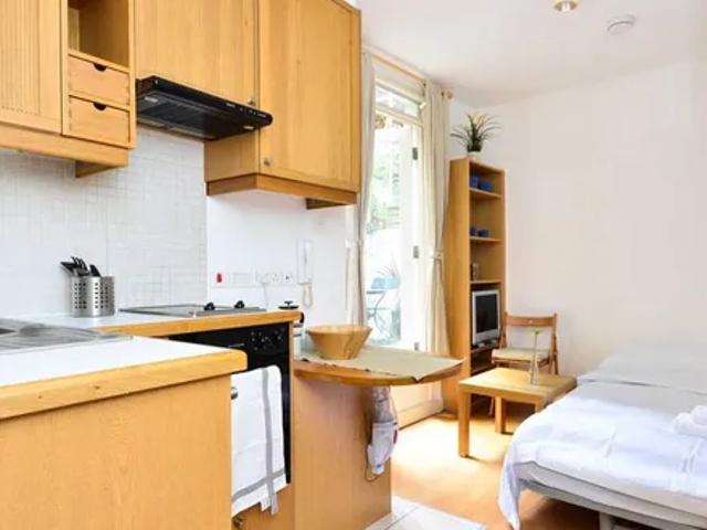 Perham Road, London, W14 9JS, United Kingdom | Studio apartment for rent #141082231 | Rentberry