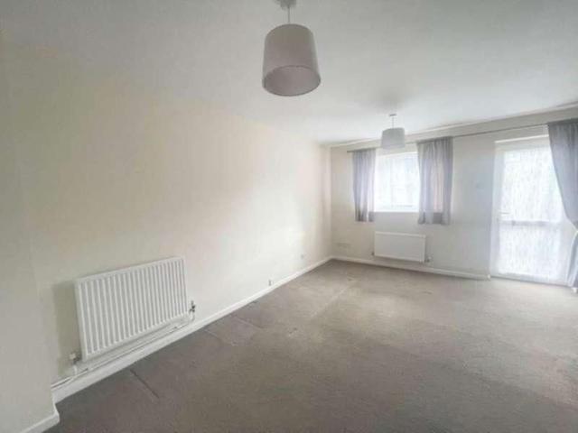 Peridot Street, Beckton, E6