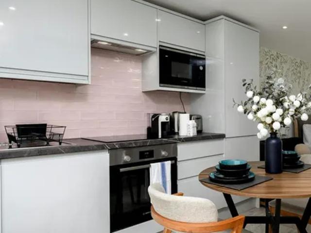 Perimeade Road, London, UB6 7AR, United Kingdom | Studio apartment for rent #160116083 | Rentberry