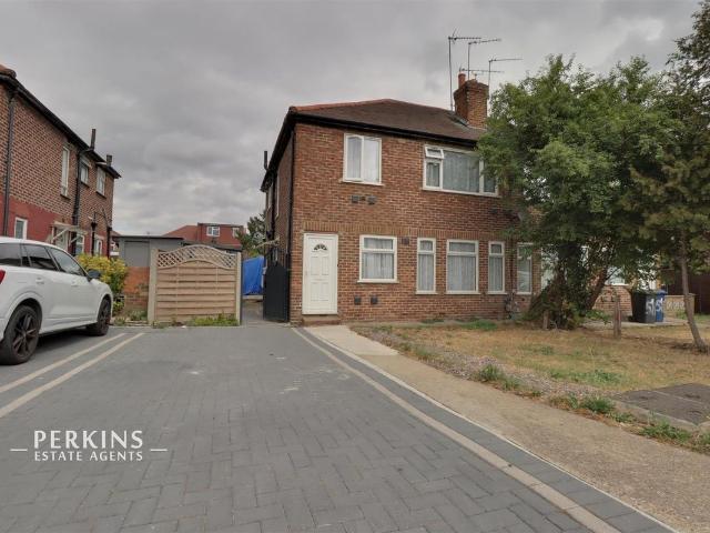 Perivale UB6, 2 bed maisonette to rent, £1,795 pcm | PrimeLocation