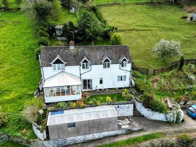 Perkins Beach, Stiperstones, 3 Bedroom Detached