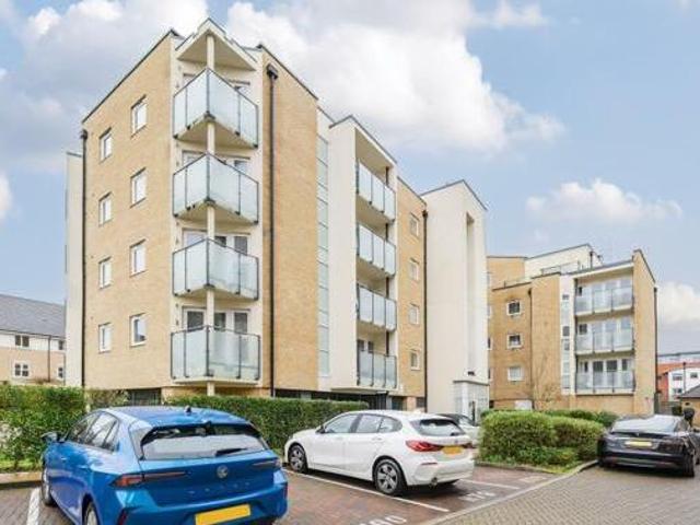 Perkins Gardens, Ickenham, 1 Bedroom Flat