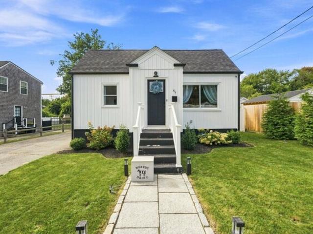 Perkins St, Somerset, Home For Sale
