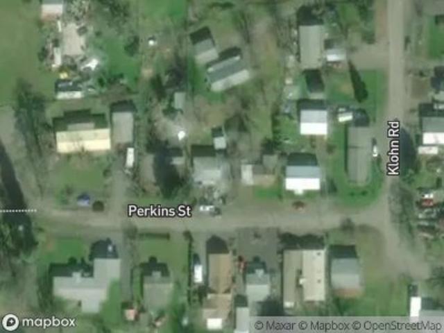 Perkins St