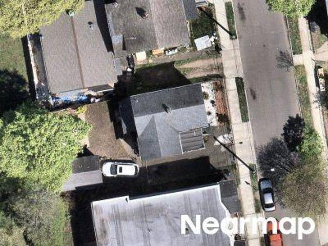 Perkins St