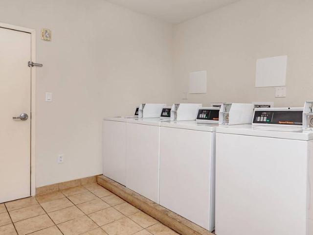 Perla 1960 Studio Apartment for Rent at 8719 Fm 1960 Rd W, Houston, TX 77070