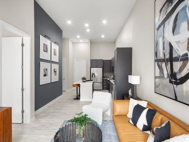 Perla Gem Lake 3 Bedroom Apartment for Rent at 100 Boucle Jeanne Cir, Maitland, FL 32751