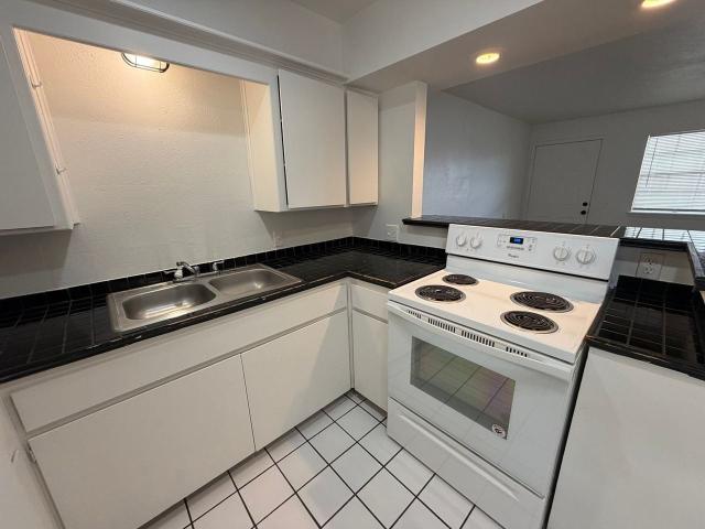 Perle At Mesta Park 1 Bedroom Apartment for Rent at 700 Nw 17th St, Oklahoma City, OK 73103 Mesta Park