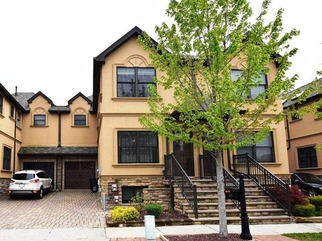 Perona Ln, Staten Island, Home For Sale