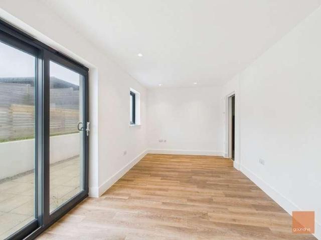 Perranporth, TR6