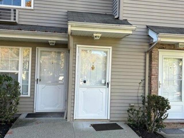 Perrin Pl, Saddle River, Condo For Sale