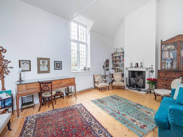 Perrins Walk, Hampstead, London NW3, 3 bed houseboat to rent, £8,667 pcm | PrimeLocation