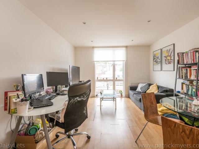 Perry Vale, Forest Hill, London SE23, 1 bed flat to rent, £1,650 pcm | PrimeLocation