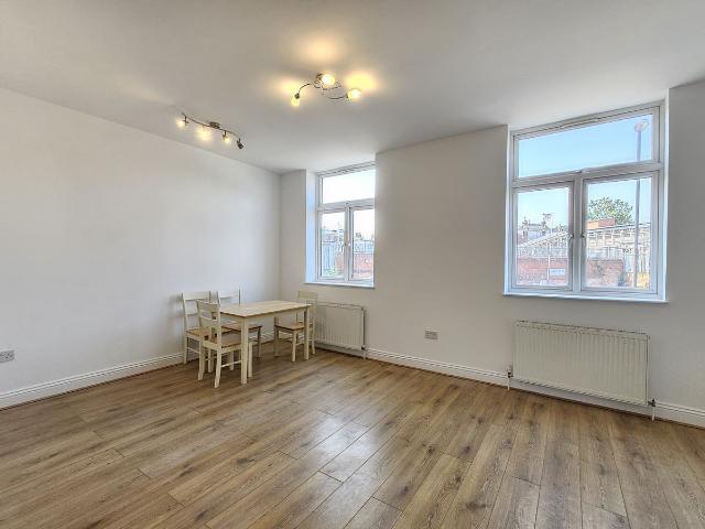 Perry Vale, Forest Hill SE23, 1 bed flat to rent, £1,600 pcm | PrimeLocation