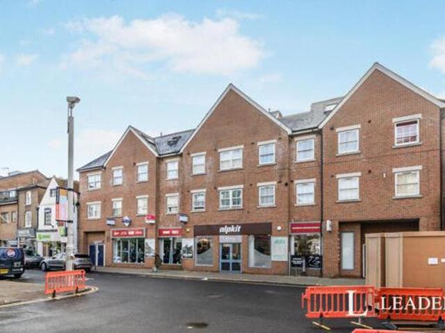 Perry Court, Old London Road, 2 Bedroom Flat
