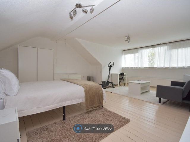 Perry Hill, London SE6, Room to rent, £925 pcm | PrimeLocation