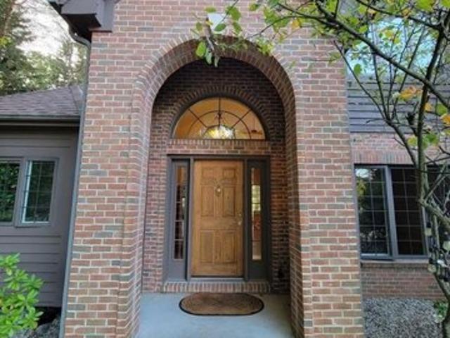 Perry Lake Rd, Brandon, Home For Sale