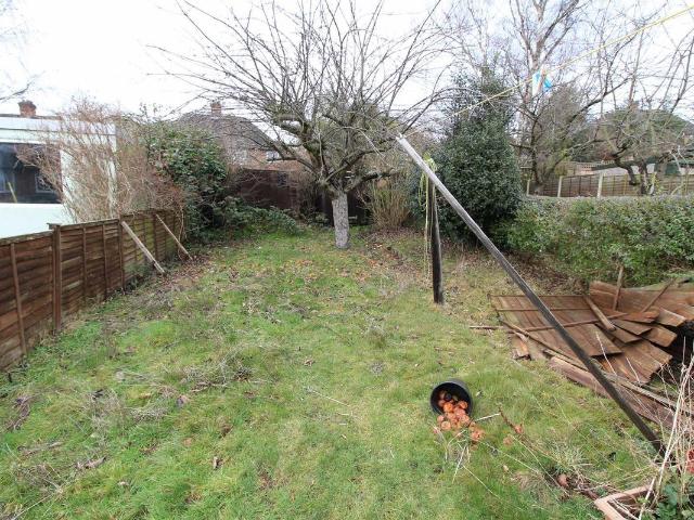 Perry Road, Nottingham NG5, 3 bed semi detached house to rent, £1,100 pcm | PrimeLocation