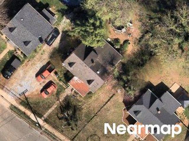Perrymont Ave