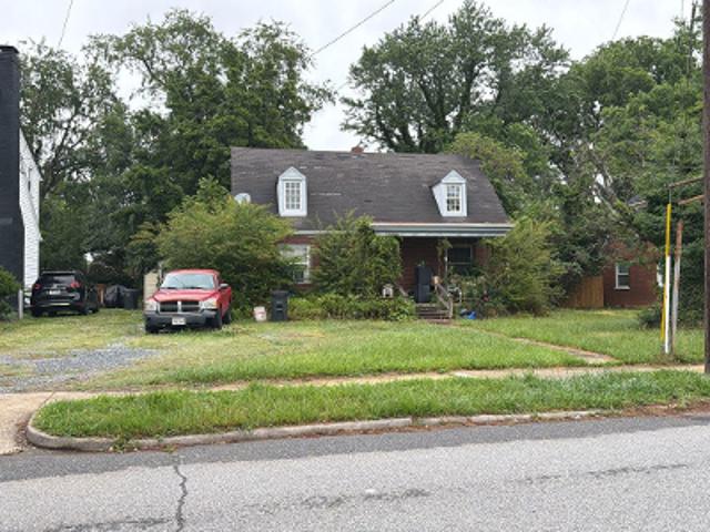 Perrymont Ave