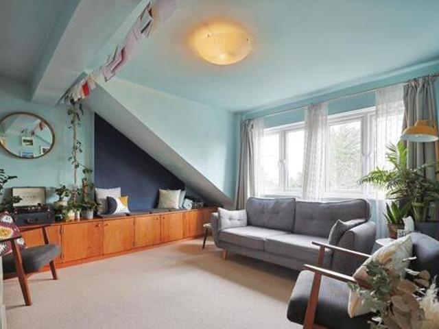 Perryn Road, London, 2 Bedroom Flat