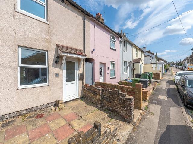 Perryfield Street, Maidstone ME14, 2 bed terraced house to rent, £1,150 pcm | PrimeLocation