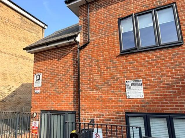 Perryfield Street, Maidstone ME14, 2 bed flat to rent, £1,350 pcm | PrimeLocation