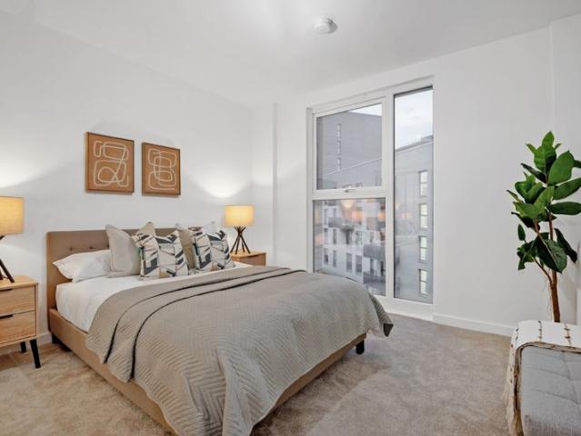 Perryfield Way, London NW9, 2 bed flat to rent, £2,400 pcm | PrimeLocation