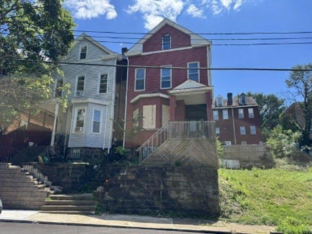 Perrysville Ave