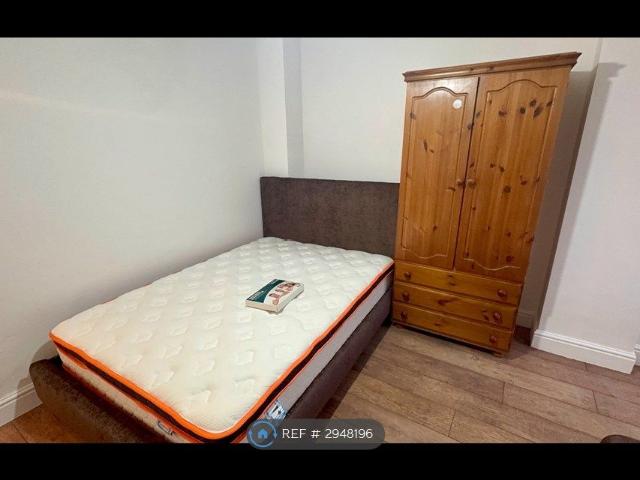 Pershore Road, Birmingham B30, Studio to rent, £795 pcm | PrimeLocation