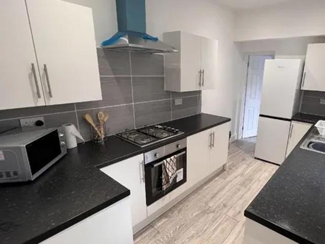 Pershore Road, Lifford, B30 3DT, United Kingdom | Room for rent #138592436 | Rentberry