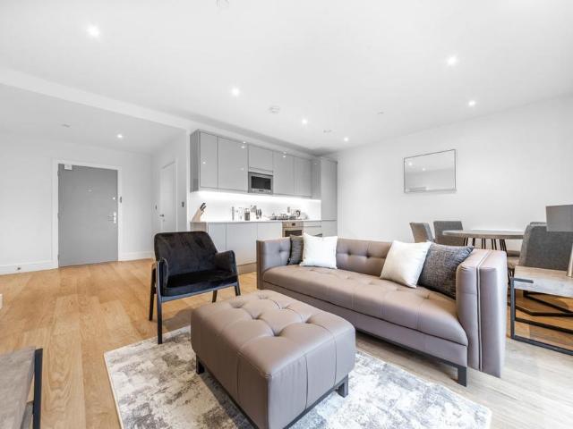 Pershore Street, Birmingham B5 1 bed flat to rent £1,000 pcm £231 pw