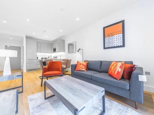 Pershore Street, Birmingham B5 1 bed flat to rent £1,075 pcm £248 pw