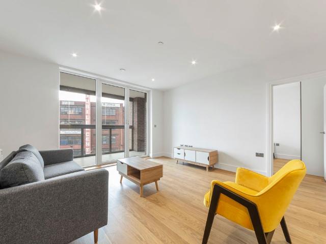 Pershore Street, Birmingham B5, 1 bed flat to rent, £1,100 pcm | PrimeLocation