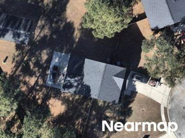 Persimmon Ct