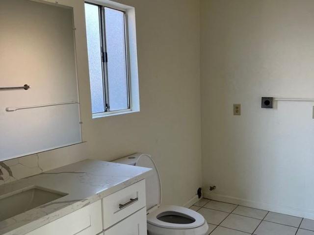 PERSIMMON AVENUE 8 units 3 Bedroom Apartment for Rent at 1123 Persimmon Avenue, Bostonia, CA 92021 Bostonia