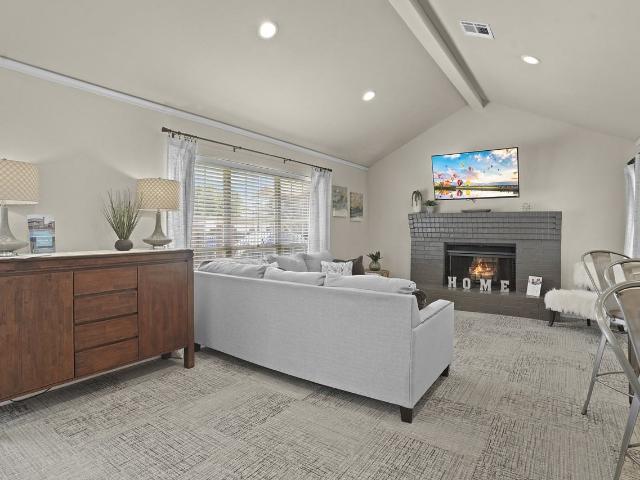 Persimmon Square Apartments 2 Bedroom Apartment for Rent at 12113 Heritage Park Rd, Oklahoma City, OK 73120