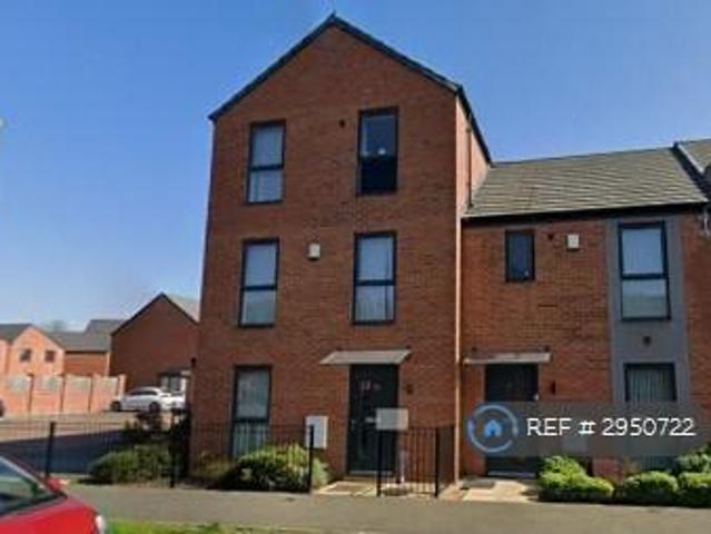 Pescall Boulevard, Leicester, LE4 4 bed semi detached house to rent £1,640 pcm £378 pw
