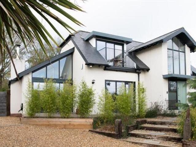 Pett Level Road, Pett Level, 5 Bedroom Detached