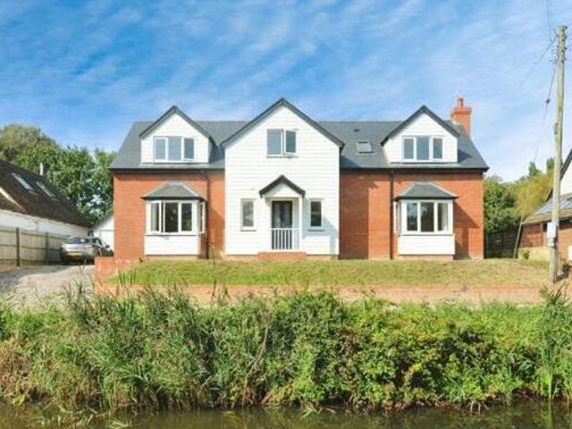 Pett Level Road, Pett Level, 3 Bedroom Detached