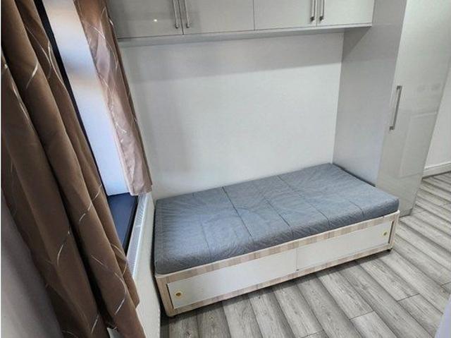 Pettits Lane, Romford RM1, Studio to rent, £1,099 pcm | PrimeLocation