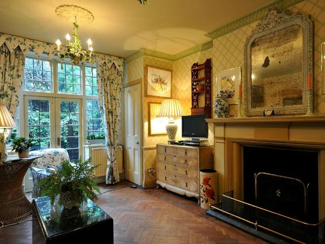 Petyt Place, Knightsbridge, London SW3, 6 bed detached house to rent, £10,833 pcm | PrimeLocation