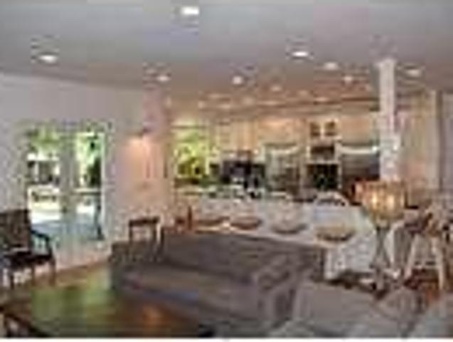 Pet friendly 3 bedrooms house in St Helena