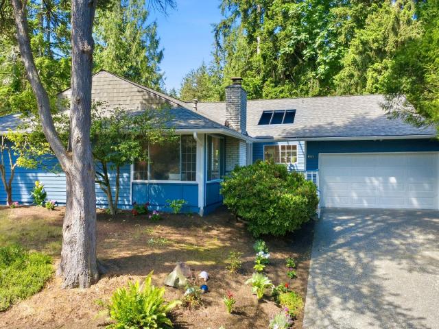 Pet Friendly Rambler with Modern Updates and Great Layout