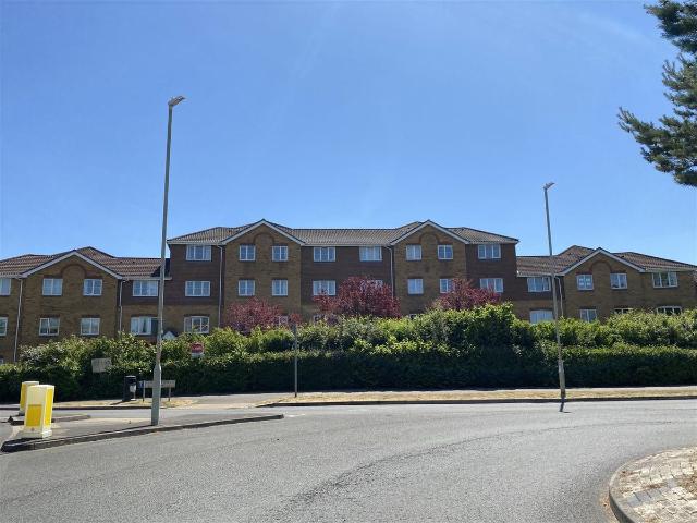 Peter Candler Way, Kennington, Ashford TN24, 2 bed flat to rent, £1,100 pcm | PrimeLocation