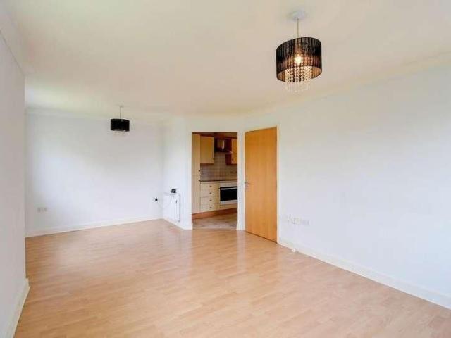 Peter Candler Way, Kennington, TN24