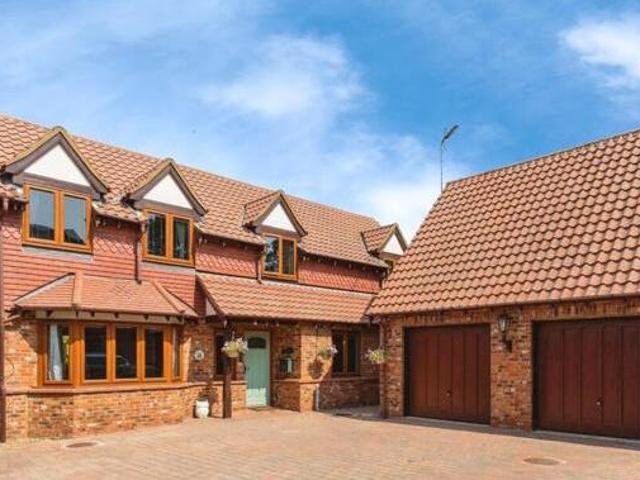 Peterborough, 4 Bedroom Detached