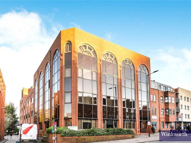 Peterborough Road, Harrow HA1, Studio to rent, £1,400 pcm | PrimeLocation