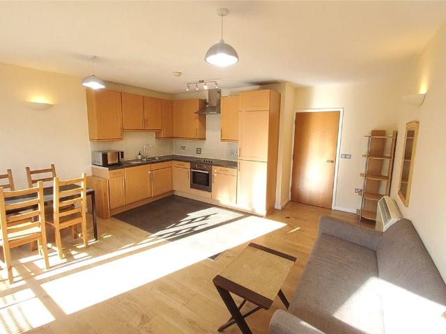 Peterborough Road, Harrow HA1, 2 bed flat to rent, £1,750 pcm | PrimeLocation