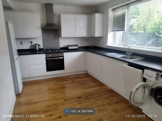 Peterstone Road, London SE2, Room to rent, £800 pcm | PrimeLocation